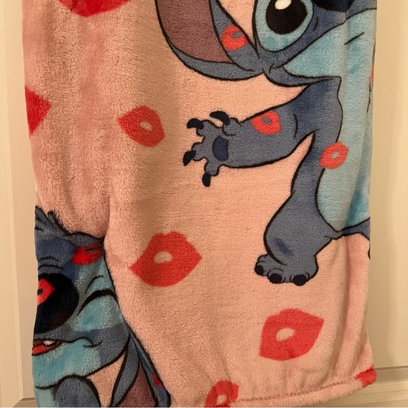 Disney | Bedding | Disney Stitch Throw Blanket | Poshmark
